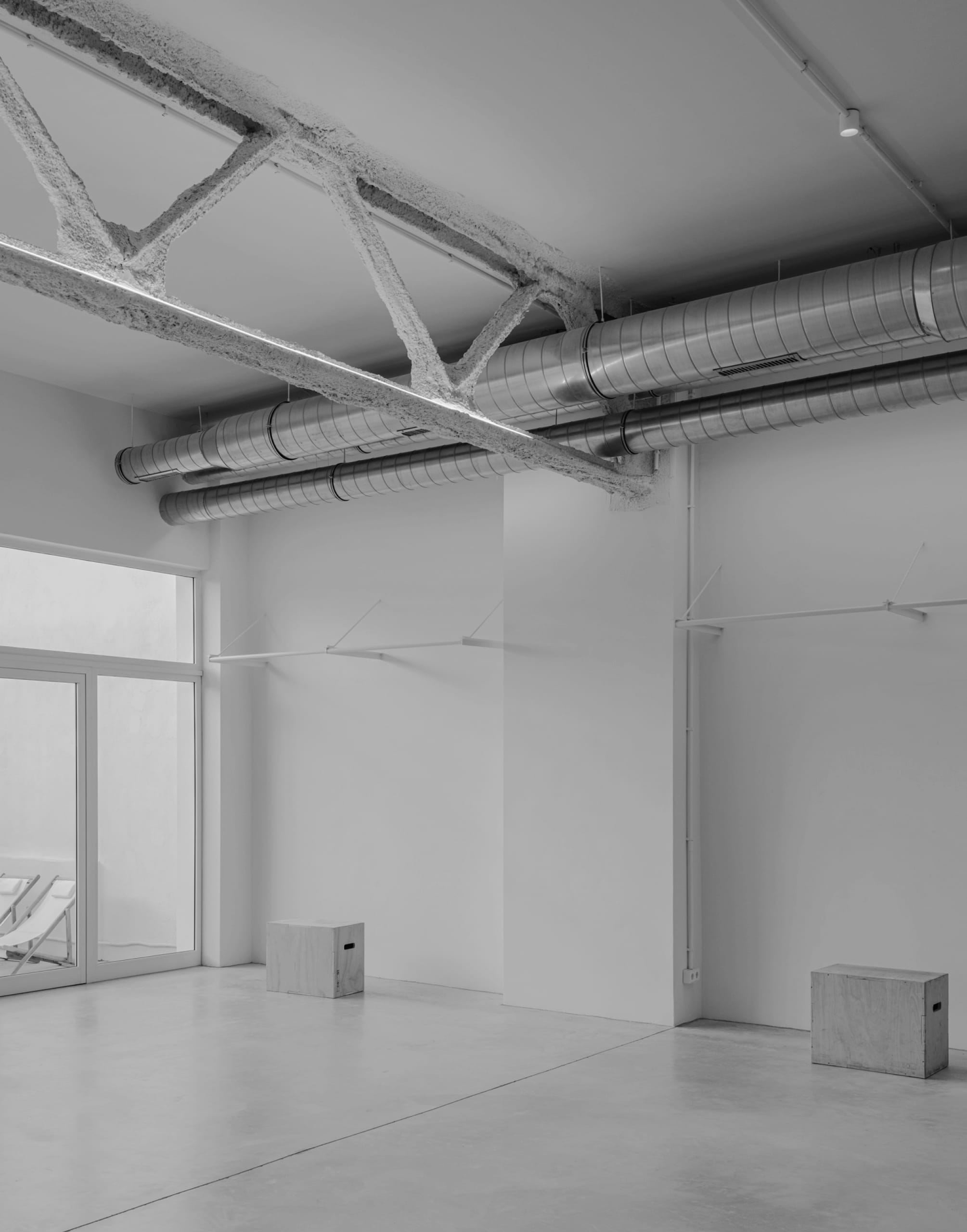 Barcelona – Primal Moves